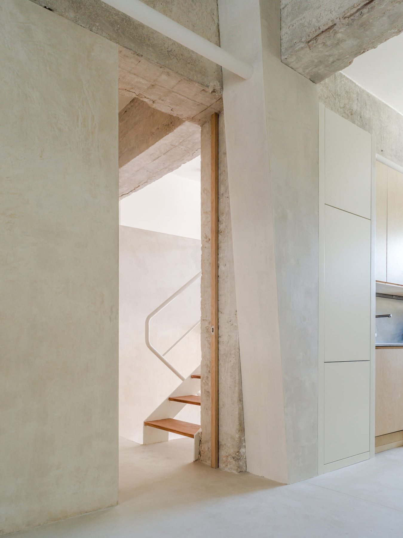 jorge-borondo-ana-petra-moriyon-teruel-house-knu-kim-06 - Archisearch