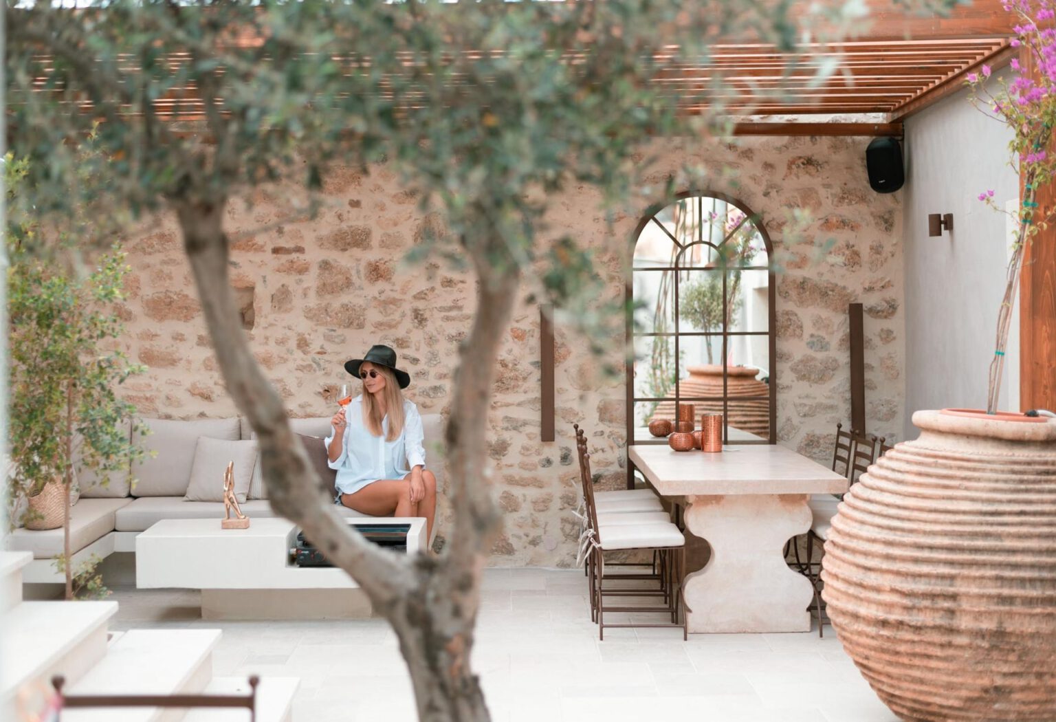 "Inotropes Boutique Hotel, Restoration of a Traditional Building in ...
