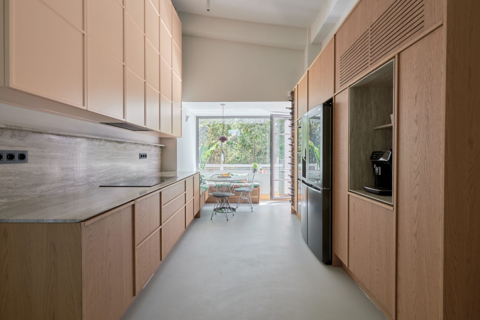 Techniques Architecture Office renovated a three-level residence in ...