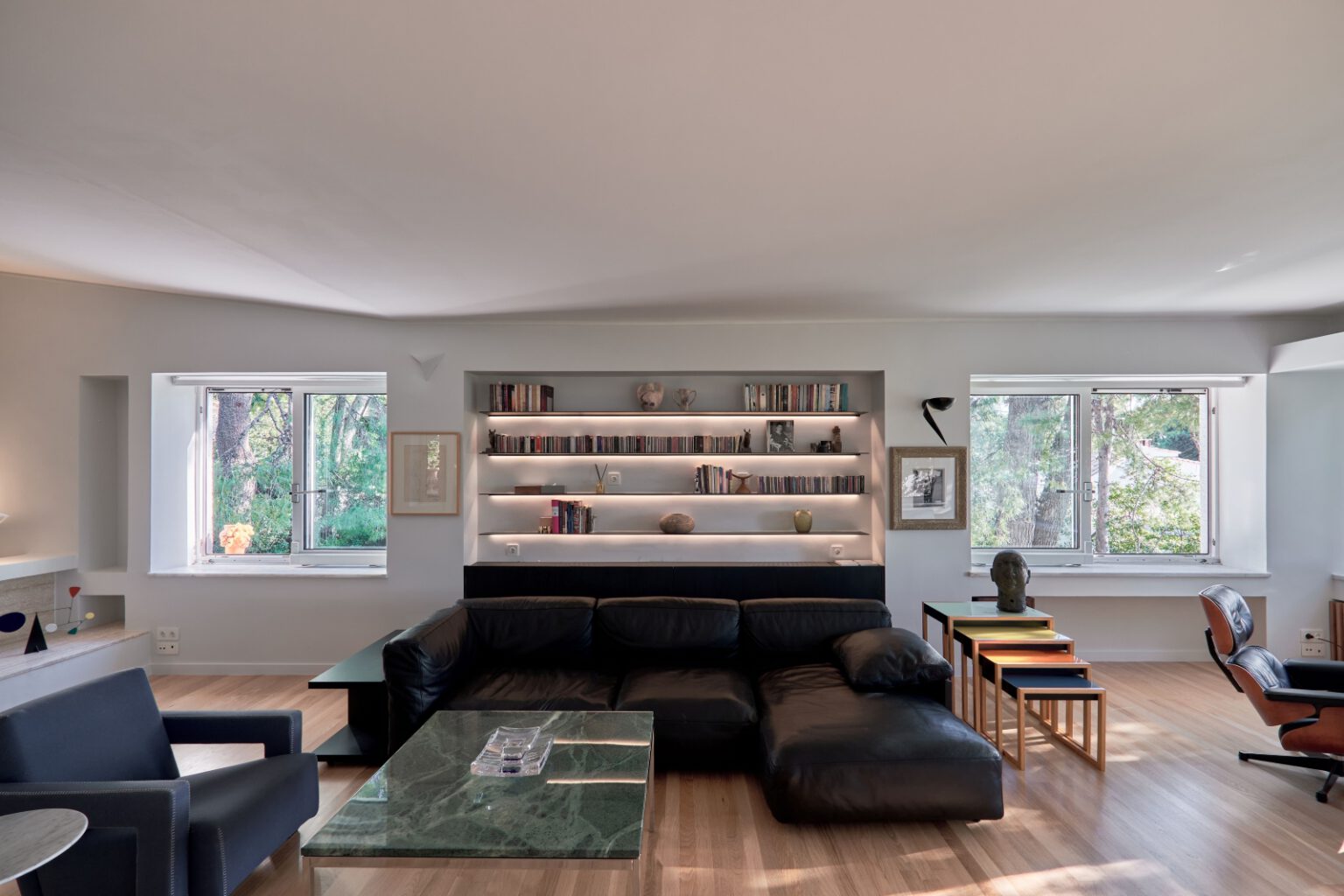 Techniques Architecture Office renovated a three-level residence in ...