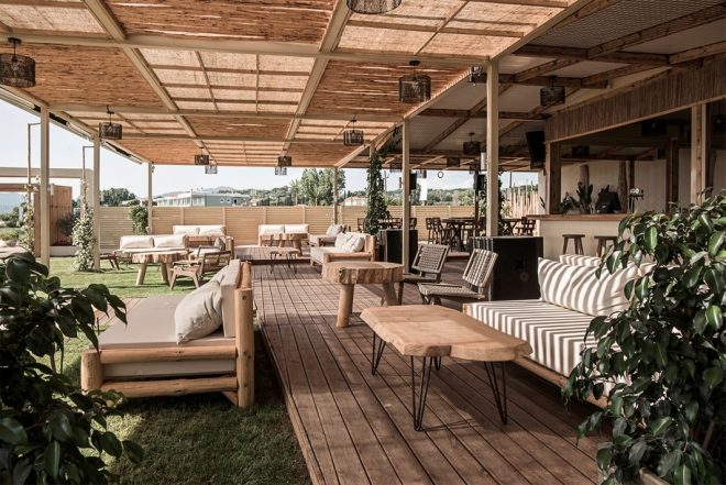 Kazakos architects completed Mango Beach Bar in Preveza, Greece