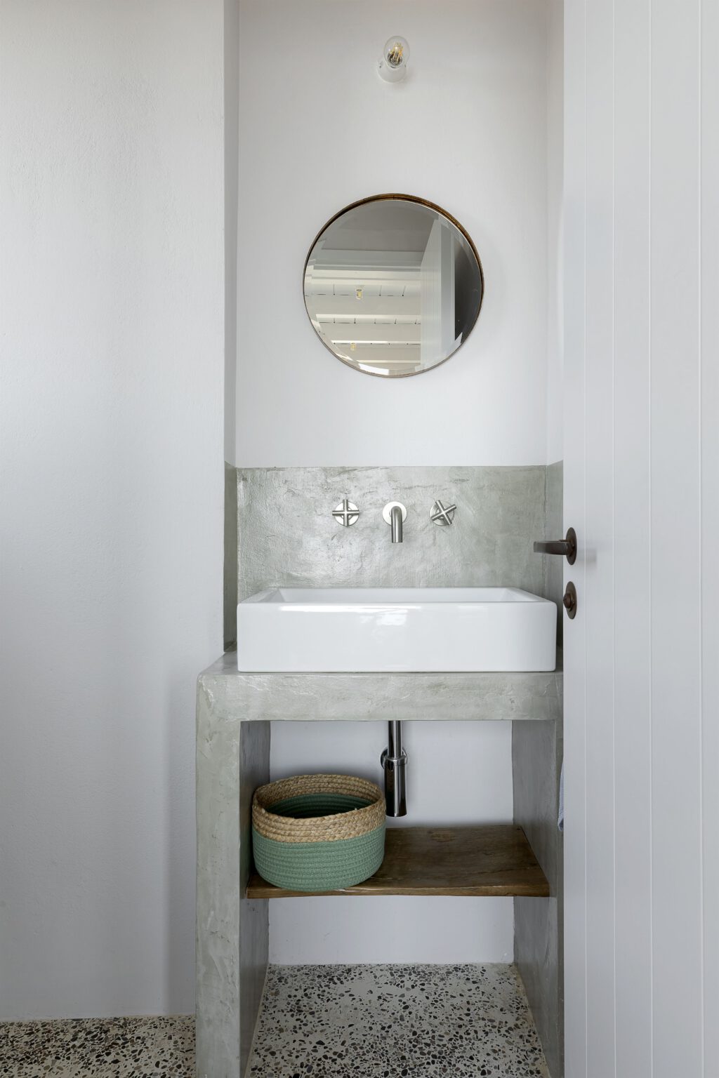 Etsi Architects designed & constructed "Monastery House" in Pyrgos ...