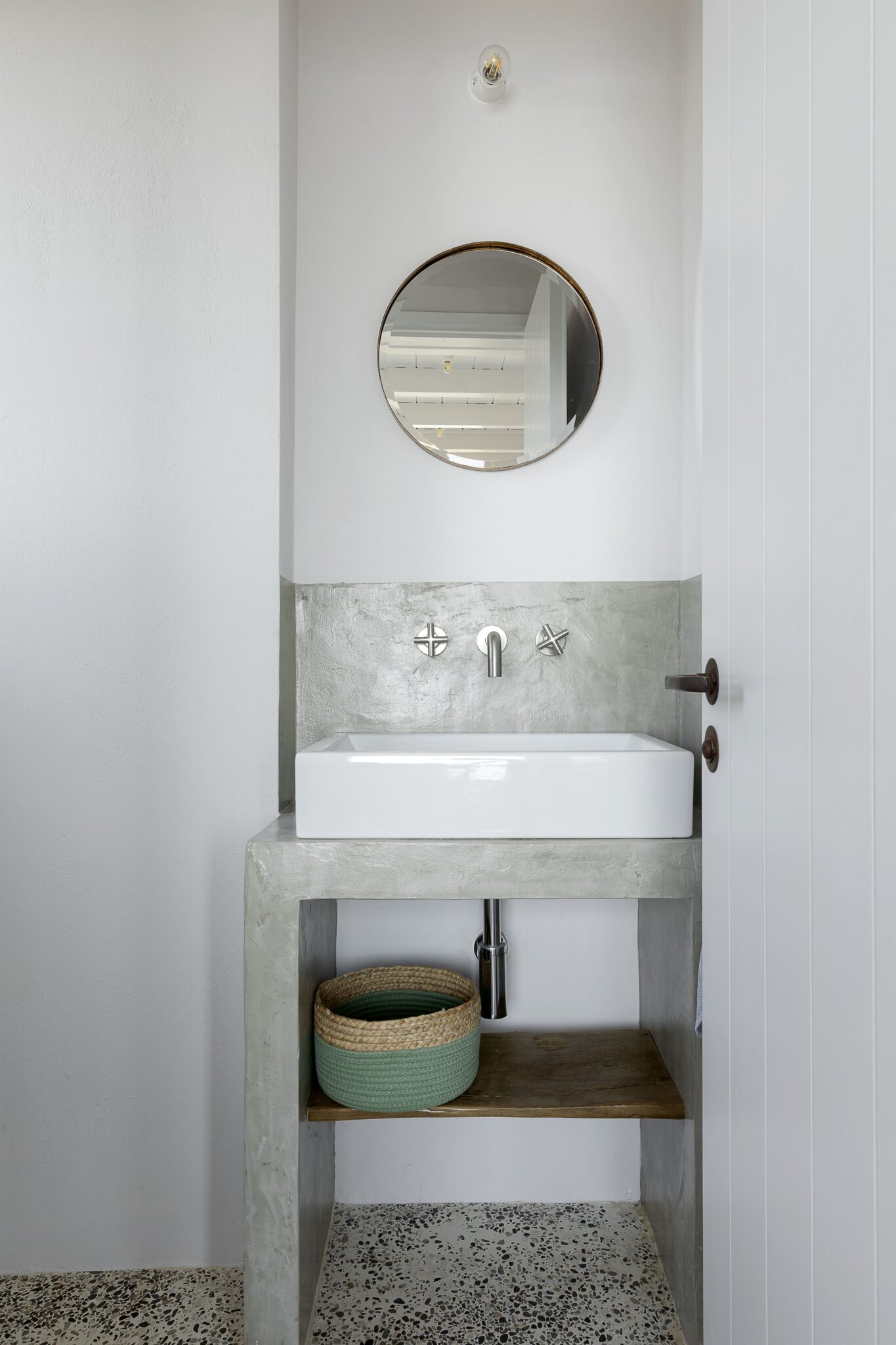 Etsi Architects designed & constructed "Monastery House" in Pyrgos ...