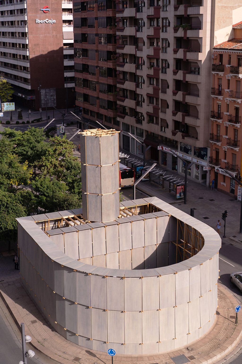 A WHIMSICAL REUSE // Roundabout Bath: A city fountain transformed into ...
