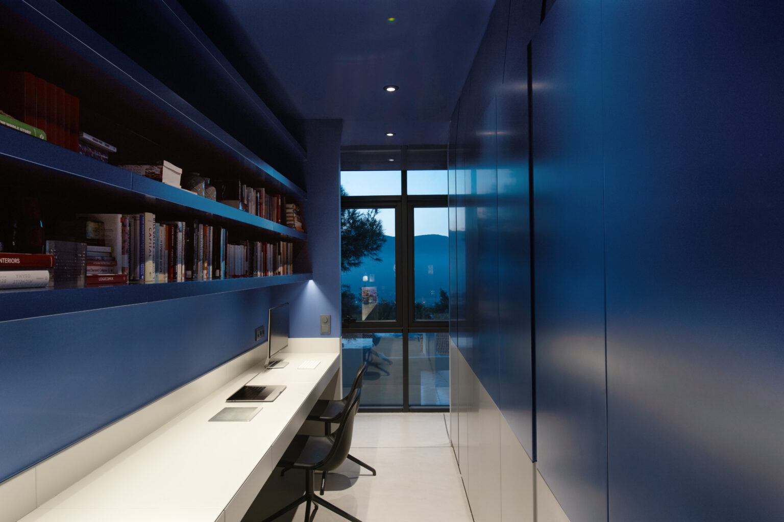 House in Ekali by Plaini and Karahalios Architects - Archisearch