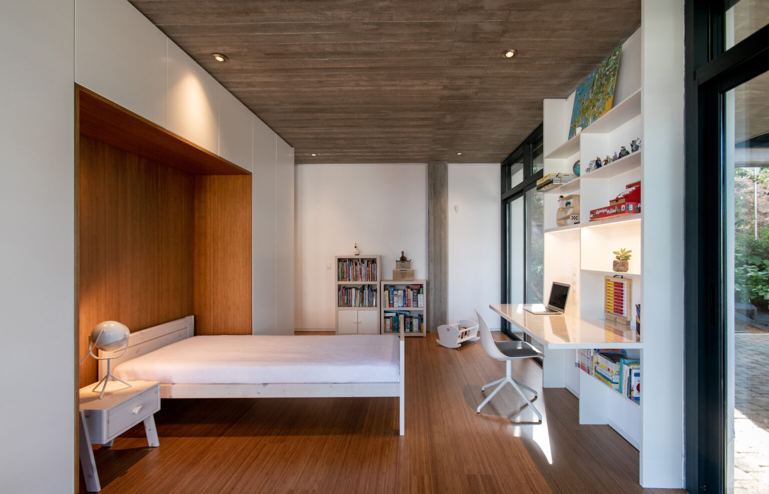 House in Ekali by Plaini and Karahalios Architects - Archisearch